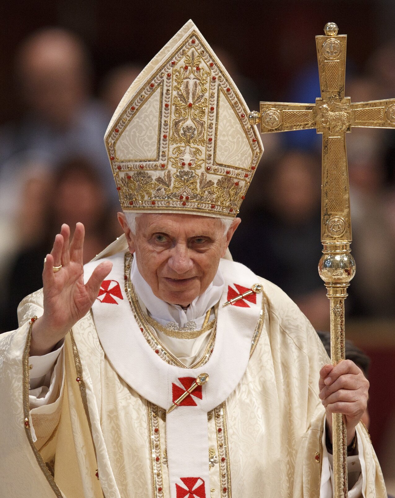 Retired Pope Benedict XVI dies at age 95