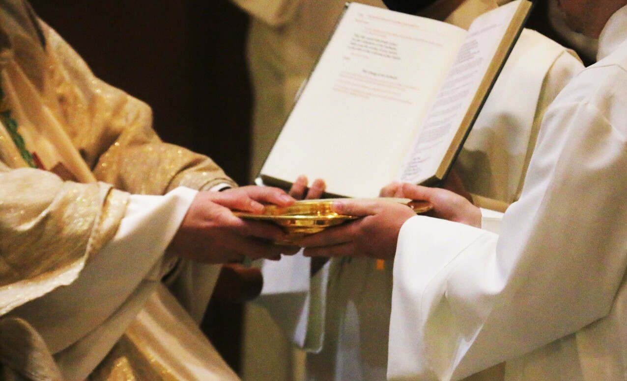 Eight Saint Mary Seminary students instituted into ministry of acolyte