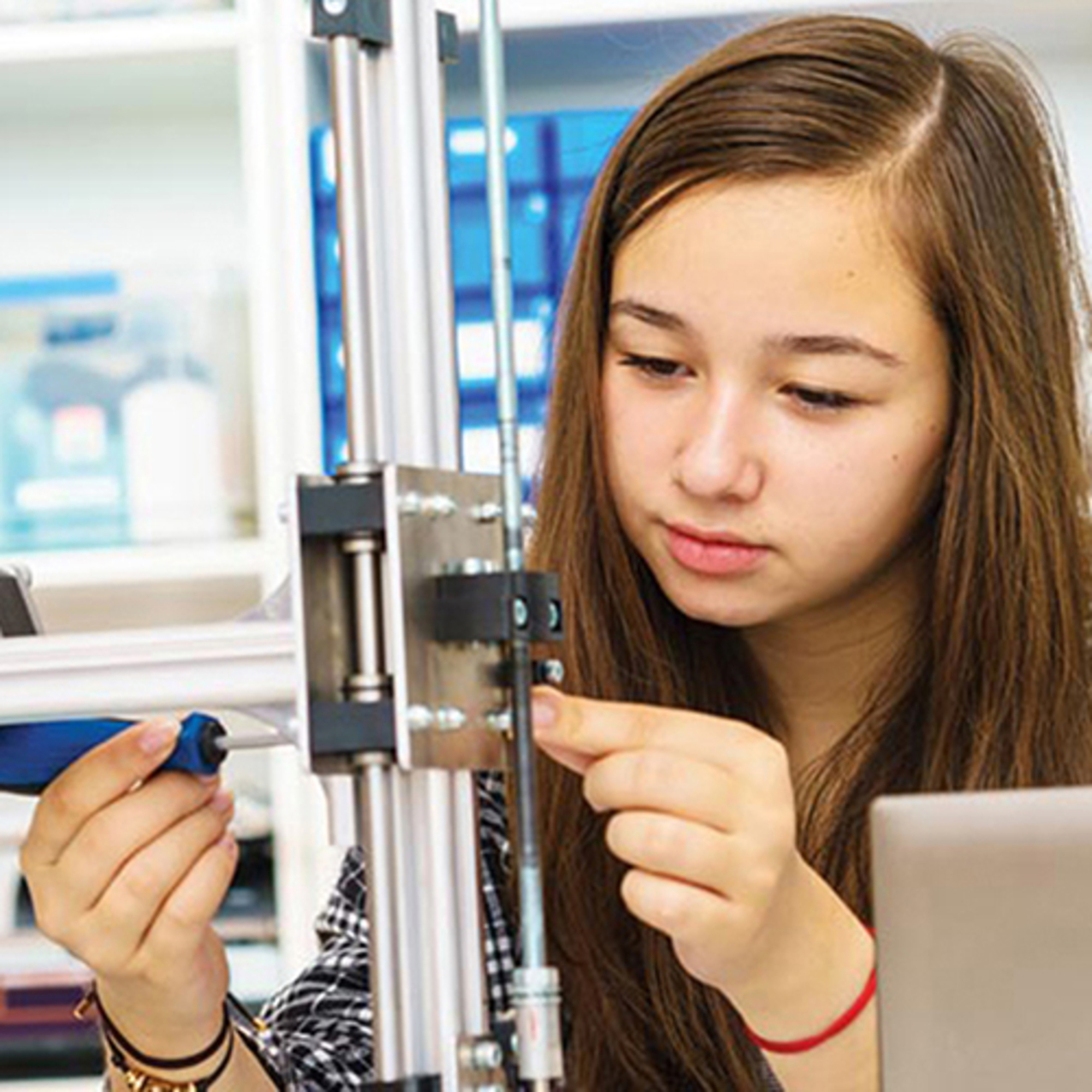 Eighteen diocesan Catholic schools earn Thomas Edison STEM awards