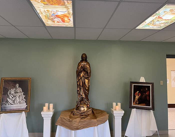 Eucharistic Miracles Display - Mary Queen of the Apostles in Brook Park ...