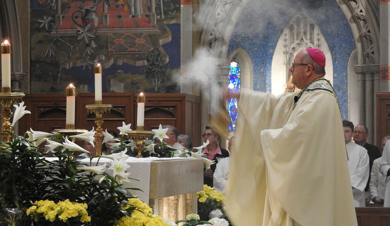 Pope Francis remembered during memorial Mass in cathedral