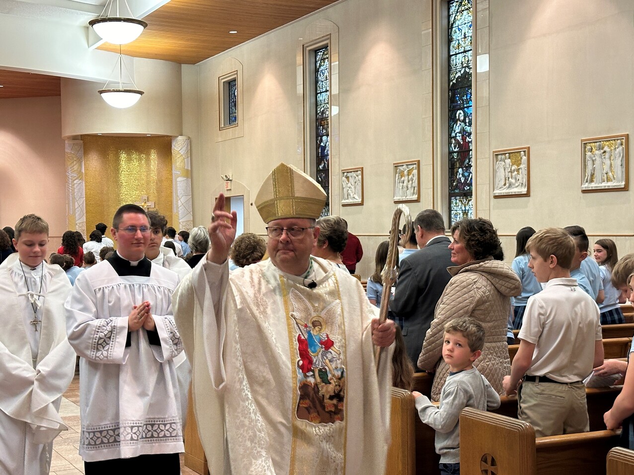 ‘Jesus is our light,’ bishop tells St. Michael students