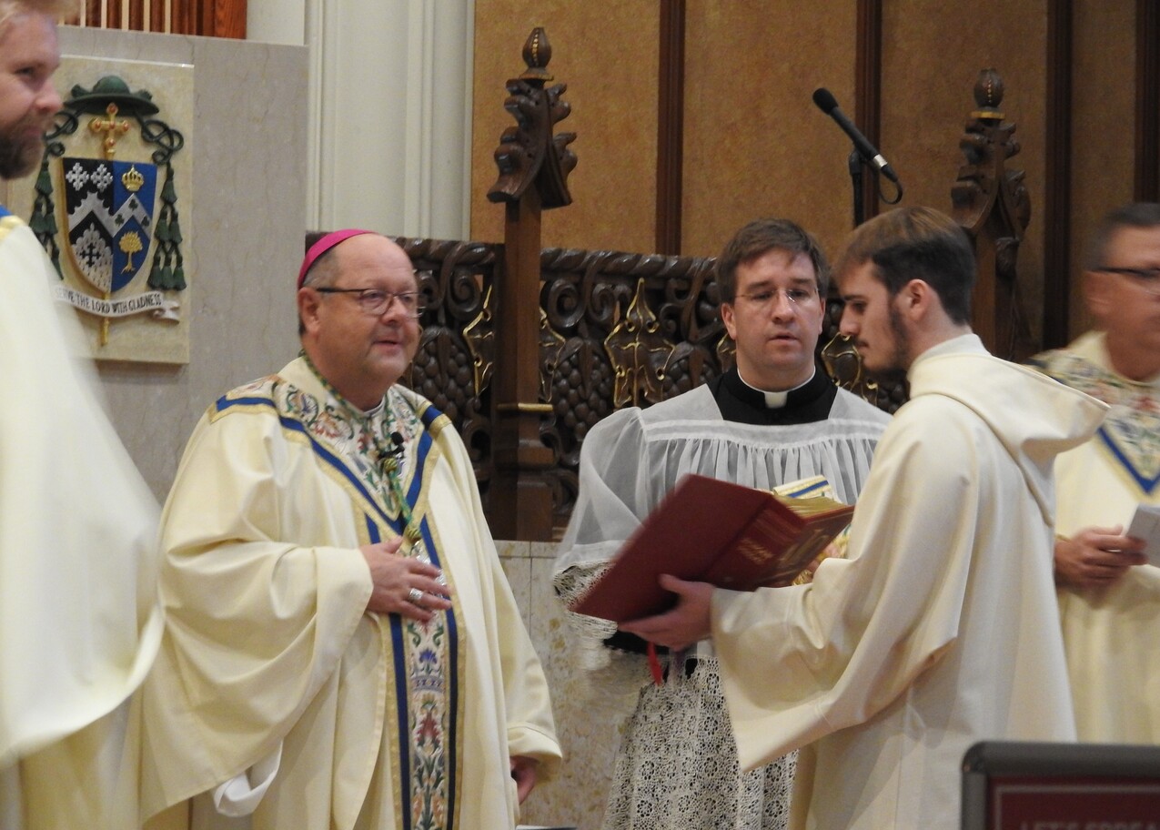 ‘Be rooted in your relationship with Jesus,’ bishop tells newly ...