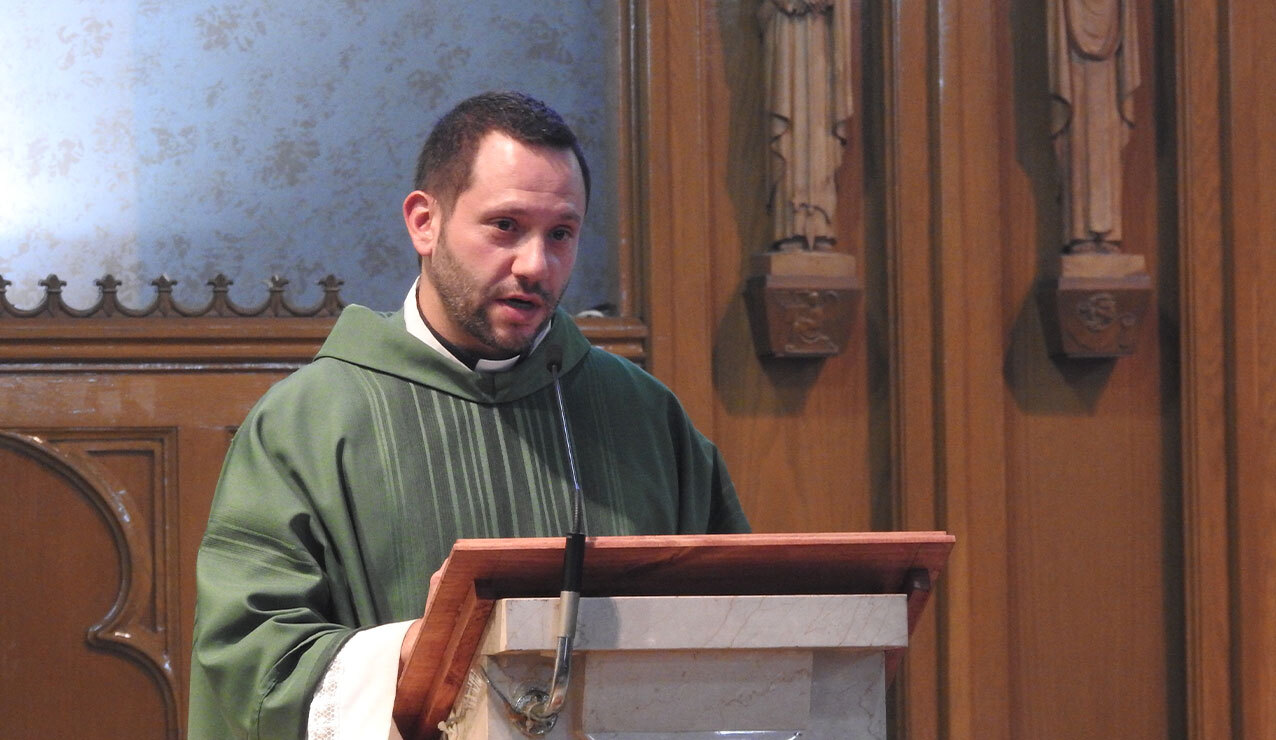 Bishop Malesic installs Father Simone as St. Jerome, Holy Redeemer pastor